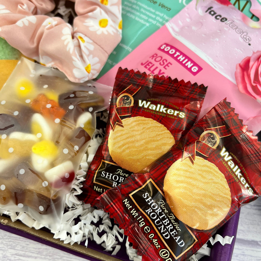 Mini Good Luck Gift Box | Letterbox Gift | Three Bears Emporium